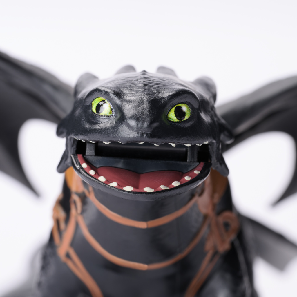HOW TO TRAIN YOUR DRAGON VIKINGS TOOTHLESS AND HICCUP ของเล่น - Kiddo ...